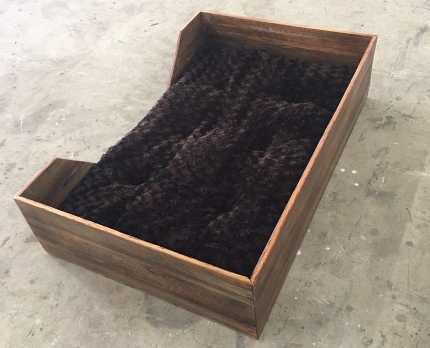 Rustic Dog Bed – The Timber Shack